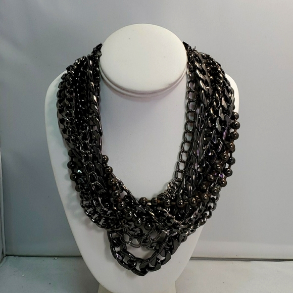 Charming Charlie | Jewelry | Charming Charlie Gunmetal Chain Necklace ...